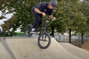 14 Easy Beginner BMX Tricks (That Build Skills & Confidence)